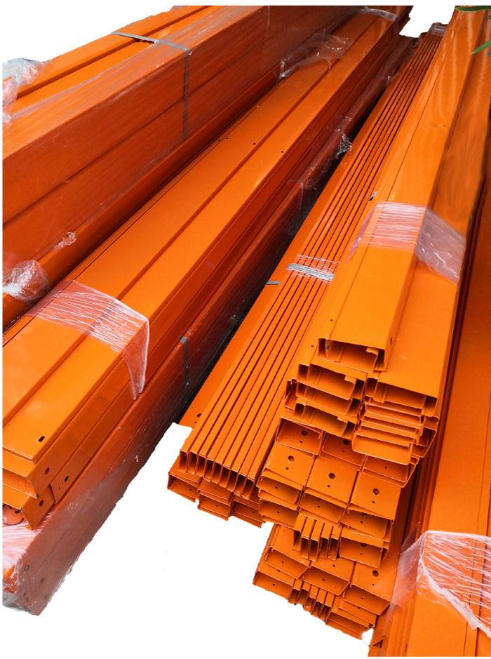 G22 - METAL CABLE TRUNKING (ORANGE )